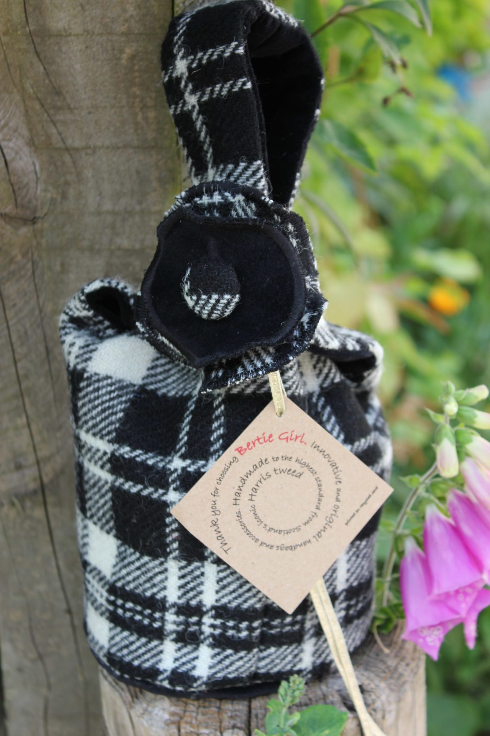 Genuine Harris Tweed Knot Handbag. - onemoregift.co.uk