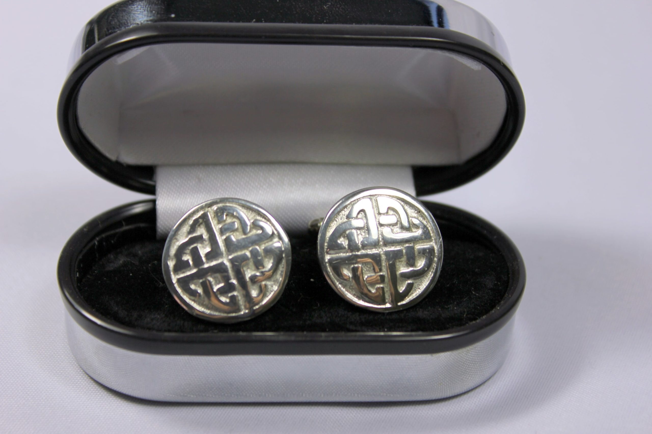 Celtic Knot Cufflinks Handcrafted In Scotland. - onemoregift.co.uk