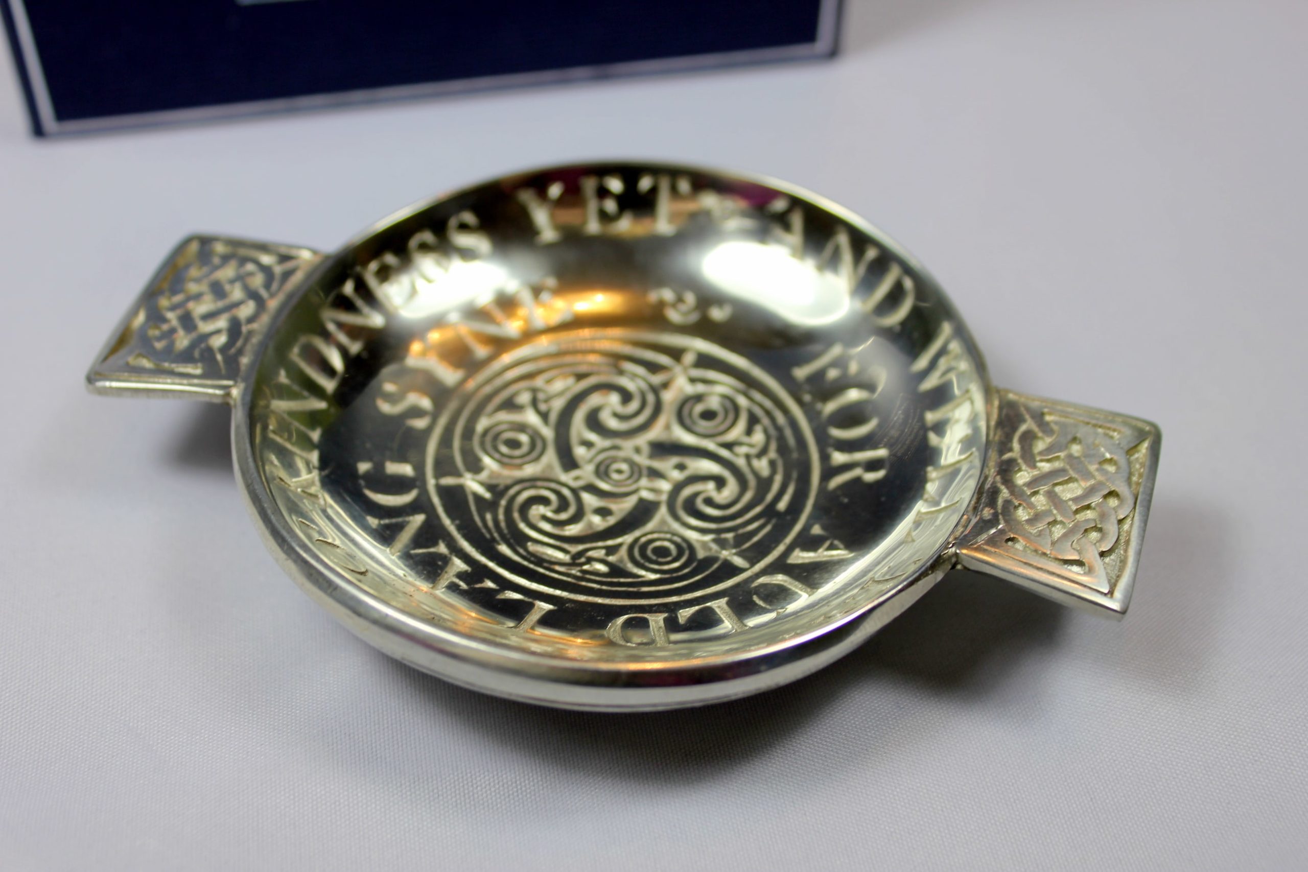 Pewter Toasting Quaich "Auld Lang Syne" Handcrafted In Scotland ...